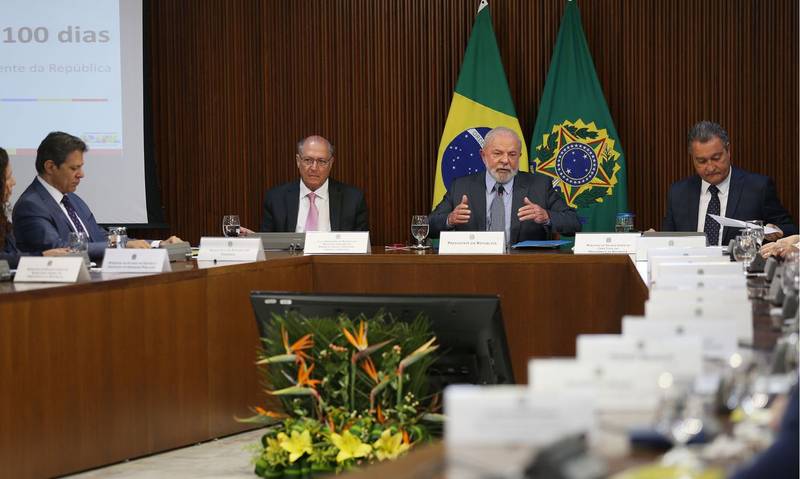 Lula Se Reúne Com Ministros Da área Social E Pede Unidade De Anúncios
