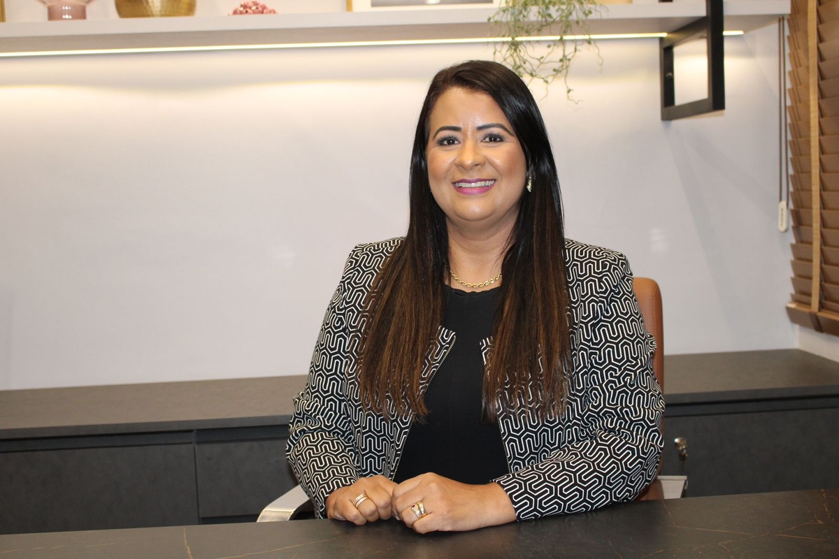 Girassóis símbolo de pessoas com deficiência; Festa da Advocacia | Atualidade Jurídica | Portal AZ