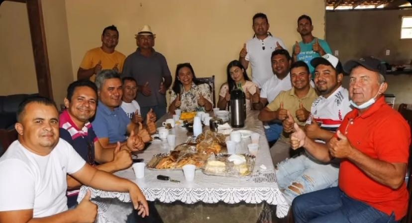 Adesões fortalecem a base política da prefeita Elisa Paz em Novo Santo ...