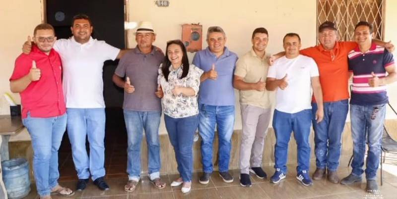 Adesões fortalecem a base política da prefeita Elisa Paz em Novo Santo ...