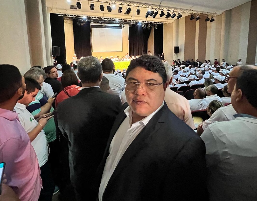 Wellington Dias compara governo Lula a orquestra que desafina | Direto ...