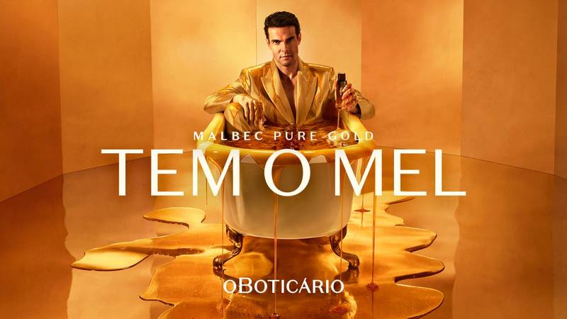Kaká aparece em banheira de mel em campanha de perfume do Boticário ...