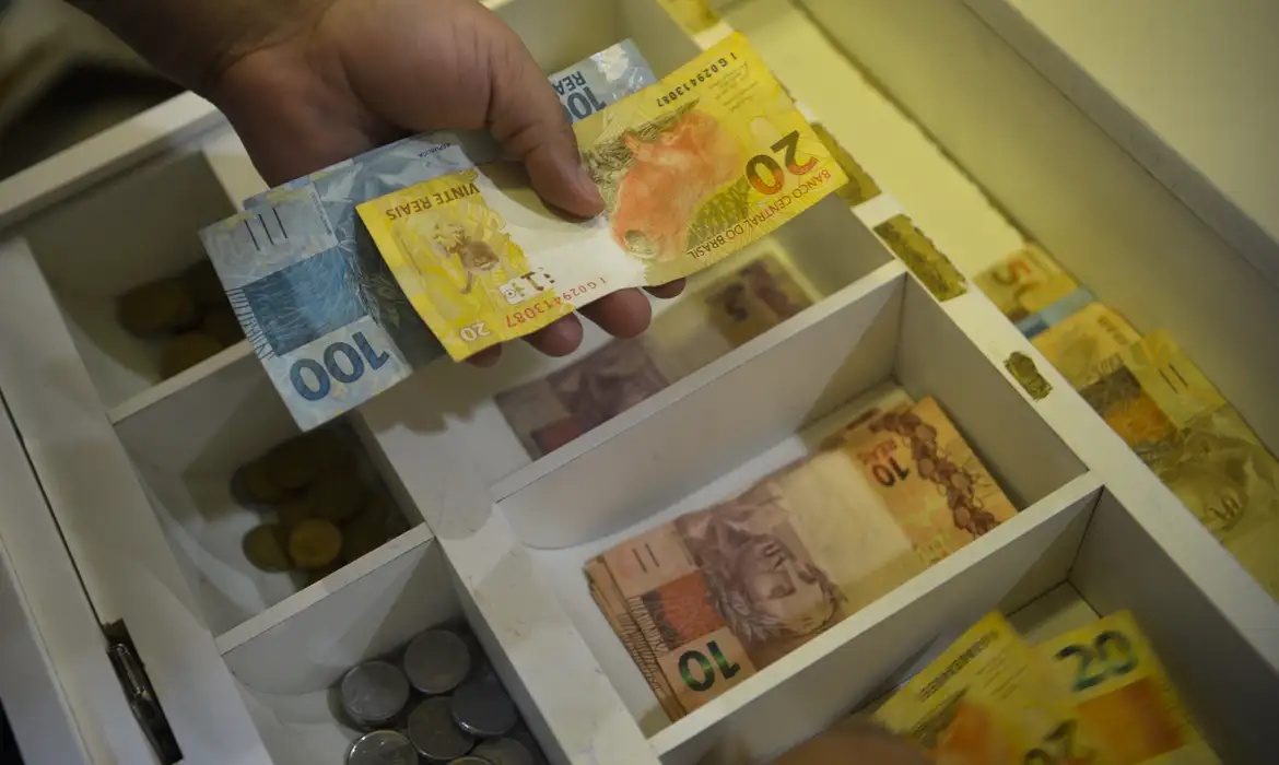 MEIs têm até 31 de maio para enviar declaração anual à Receita | Portal AZ